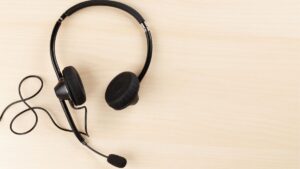 PTE Headphones & Microphone Position: Tips For Higher Scores!