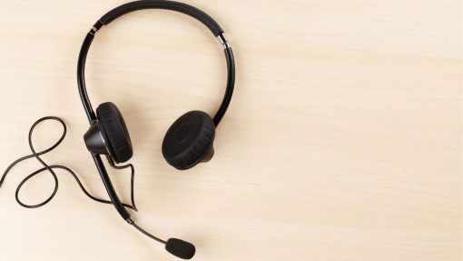 PTE Headphones & Microphone Position: Tips For Higher Scores!